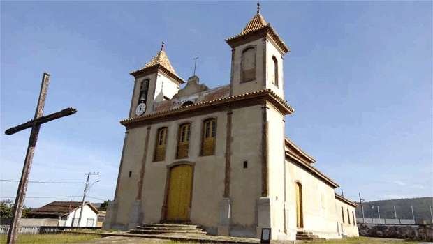 Pitangui anuncia obras para recuperar templo centenário em estilo ...