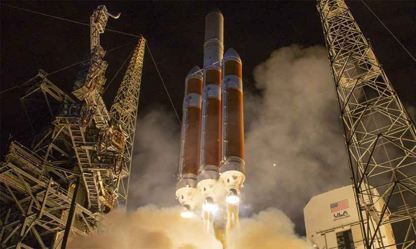 Após atraso, Nasa lança sonda em missão para explorar atmosfera do Sol ...